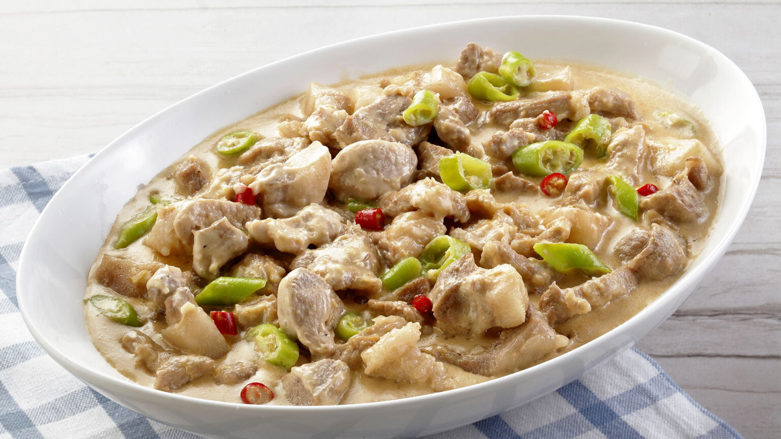 5 Amazingly Unique Bicolano Dishes You “Gata” Try! - MyBicol
